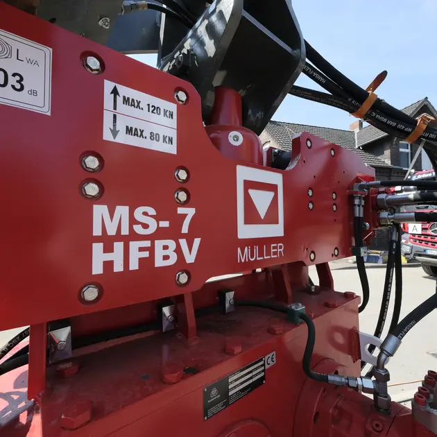 Excavator-mounted vibratory hammers HFBV | For construction ...